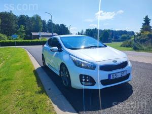 White Kia Ceed 2016 in Riga, with an engine capacity of 1.00 L and mileage of 116 thousand km for 6200 €, photo 6 on AUTOMOTO.COM.LV
