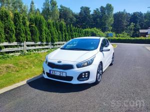 White Kia Ceed 2016 in Riga, with an engine capacity of 1.00 L and mileage of 116 thousand km for 6200 €, photo 8 on AUTOMOTO.COM.LV