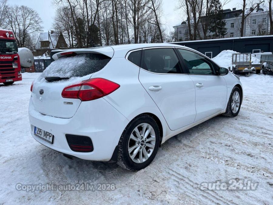 Balts Kia Ceed 2016 Tallina, ar dzinēja tilpumu 1.60 L un nobraukumu 162 tūkst. km par 6500 €, foto 3 vietnē AUTOMOTO.COM.LV