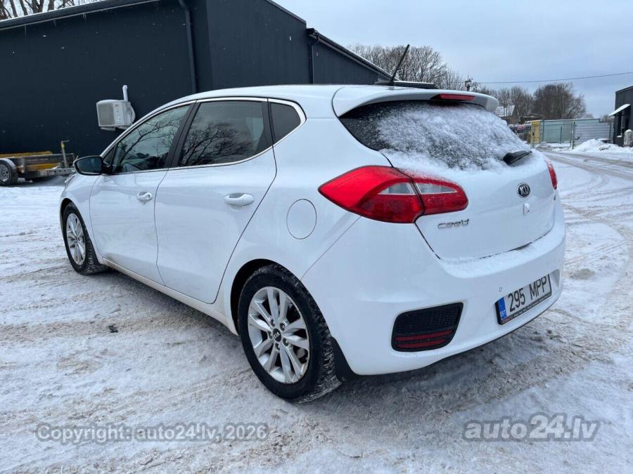 Balts Kia Ceed 2016 Tallina, ar dzinēja tilpumu 1.60 L un nobraukumu 162 tūkst. km par 6500 €, foto 4 vietnē AUTOMOTO.COM.LV