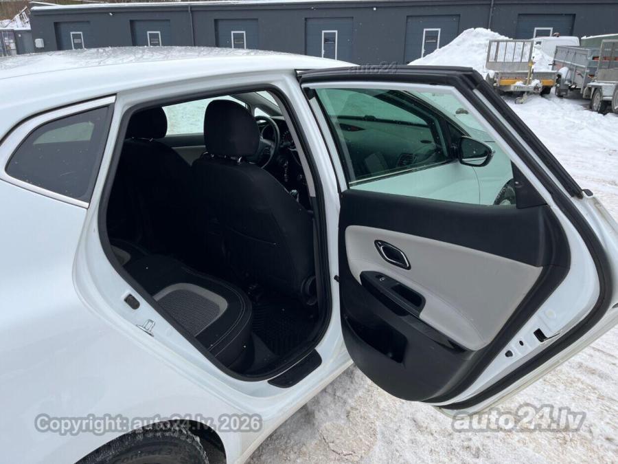 Balts Kia Ceed 2016 Tallina, ar dzinēja tilpumu 1.60 L un nobraukumu 162 tūkst. km par 6500 €, foto 9 vietnē AUTOMOTO.COM.LV