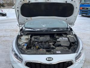 Balts Kia Ceed 2016 Tallina, ar dzinēja tilpumu 1.60 L un nobraukumu 162 tūkst. km par 6500 €, foto 10 vietnē AUTOMOTO.COM.LV