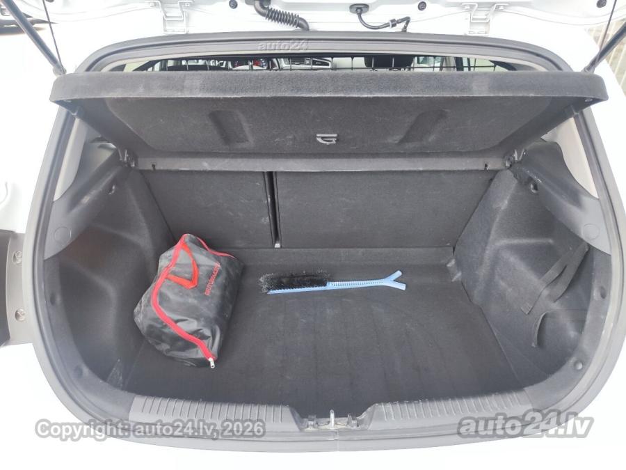 Balts Kia Ceed 2016 Tartu, ar dzinēja tilpumu 1.60 L un nobraukumu 156 tūkst. km par 7990 €, foto 6 vietnē AUTOMOTO.COM.LV
