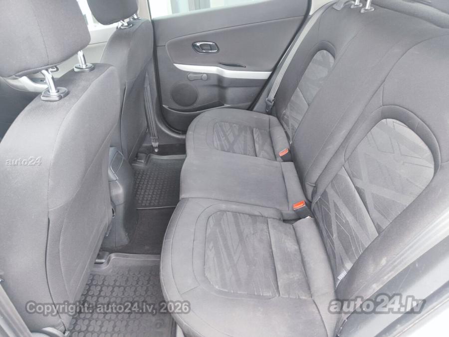 Balts Kia Ceed 2016 Tartu, ar dzinēja tilpumu 1.60 L un nobraukumu 156 tūkst. km par 7990 €, foto 7 vietnē AUTOMOTO.COM.LV