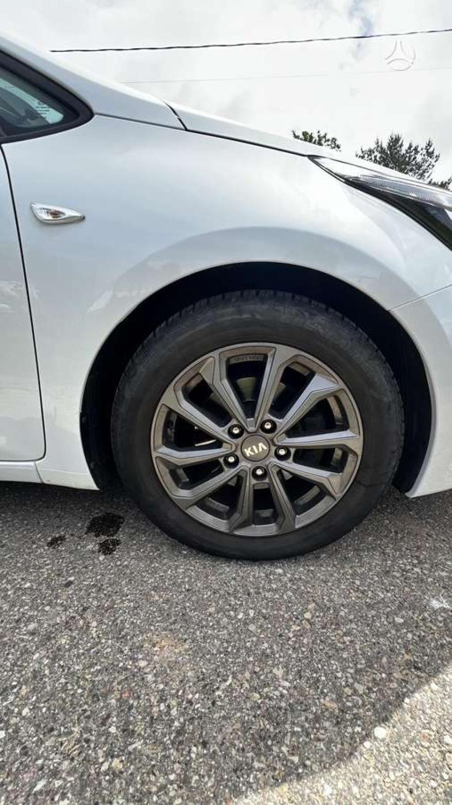 Balts Kia Ceed 2016 Viļņa, ar dzinēja tilpumu 1.40 L un nobraukumu 142 tūkst. km par 6600 €, foto 8 vietnē AUTOMOTO.COM.LV