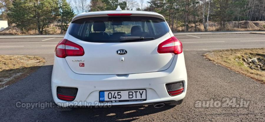 White Kia Ceed 2017 in Tallinn, with an engine capacity of 1.60 L and mileage of 108 thousand km for 7990 €, photo 3 on AUTOMOTO.COM.LV