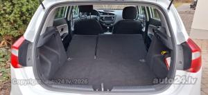 White Kia Ceed 2017 in Tallinn, with an engine capacity of 1.60 L and mileage of 108 thousand km for 7990 €, photo 4 on AUTOMOTO.COM.LV