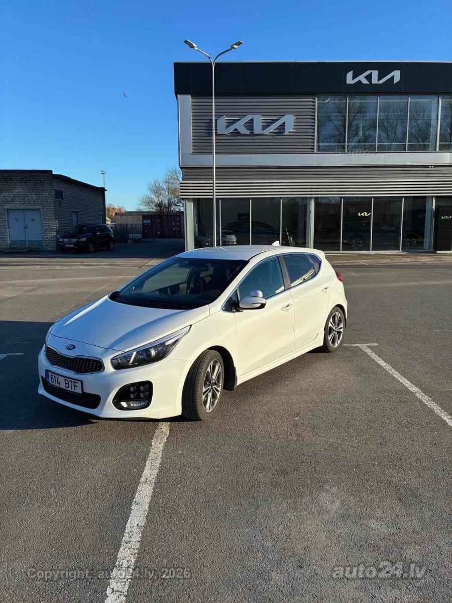 Balts Kia Ceed 2017 Tallina, ar dzinēja tilpumu 1.60 L un nobraukumu 135 tūkst. km par 8500 €, foto 5 vietnē AUTOMOTO.COM.LV