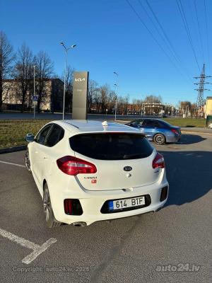 Balts Kia Ceed 2017 Tallina, ar dzinēja tilpumu 1.60 L un nobraukumu 135 tūkst. km par 8500 €, foto 6 vietnē AUTOMOTO.COM.LV