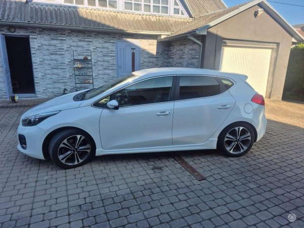 Balts Kia Ceed 2017 Tauragė, ar dzinēja tilpumu 1.58 L un nobraukumu 191 tūkst. km par 6900 €, foto 4 vietnē AUTOMOTO.COM.LV
