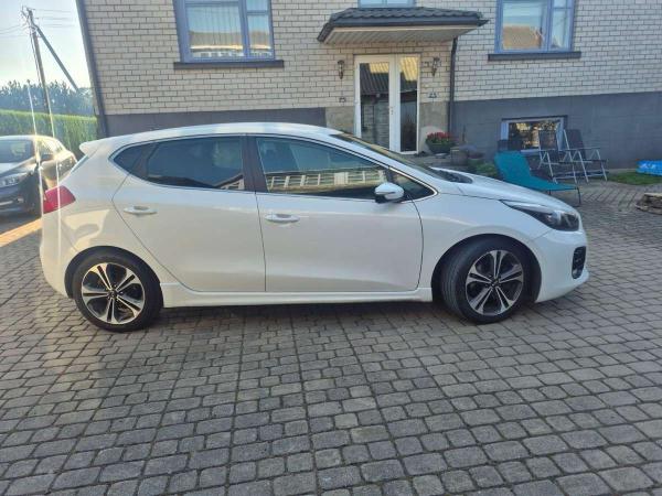 Balts Kia Ceed 2017 Tauragė, ar dzinēja tilpumu 1.58 L un nobraukumu 191 tūkst. km par 6900 €, foto 5 vietnē AUTOMOTO.COM.LV