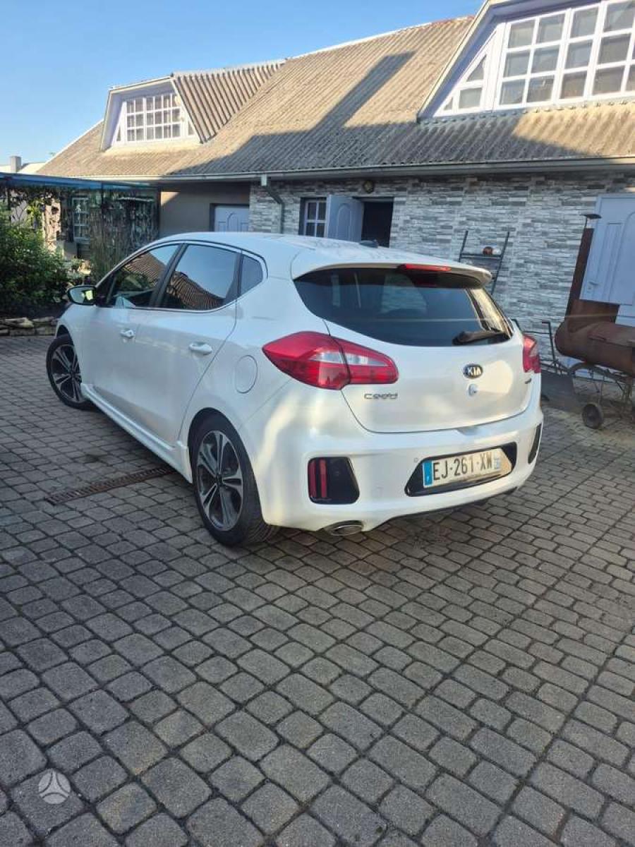 Balts Kia Ceed 2017 Tauragė, ar dzinēja tilpumu 1.58 L un nobraukumu 191 tūkst. km par 6900 €, foto 7 vietnē AUTOMOTO.COM.LV