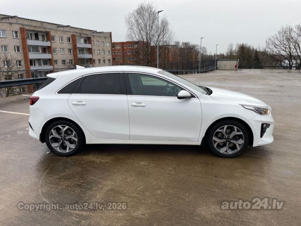 Balts Kia Ceed 2018 Tallina, ar dzinēja tilpumu 1.40 L un nobraukumu 108 tūkst. km par 12500 €, foto 10 vietnē AUTOMOTO.COM.LV