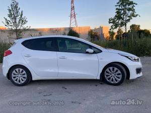 Balts Kia Ceed 2018 Tallina, ar dzinēja tilpumu 1.60 L un nobraukumu 94 tūkst. km par 9300 €, foto 3 vietnē AUTOMOTO.COM.LV