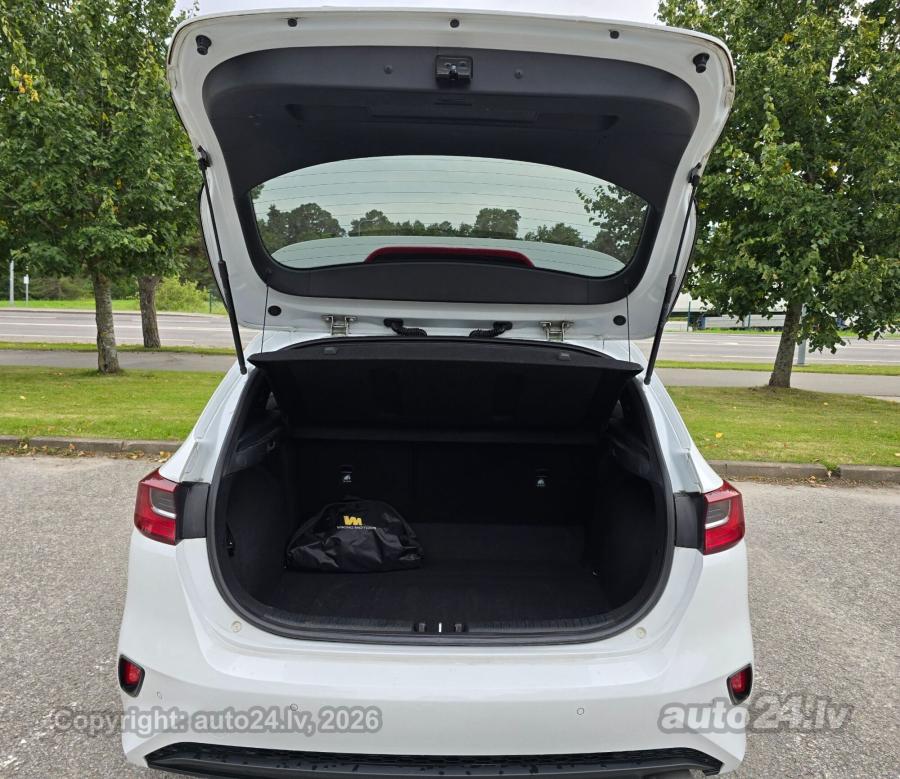 Balts Kia Ceed 2019 Tallina, ar dzinēja tilpumu 1.40 L un nobraukumu 89 tūkst. km par 10900 €, foto 8 vietnē AUTOMOTO.COM.LV