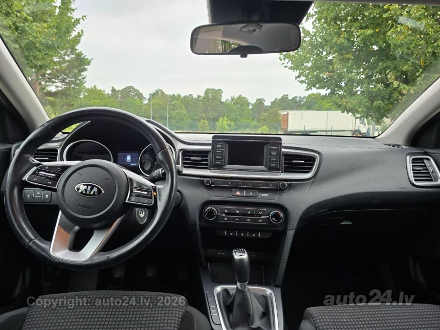 Balts Kia Ceed 2019 Tallina, ar dzinēja tilpumu 1.40 L un nobraukumu 89 tūkst. km par 10900 €, foto 11 vietnē AUTOMOTO.COM.LV