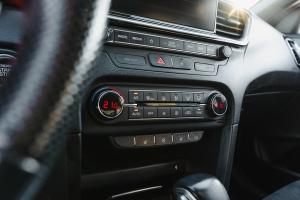 Balts Kia Ceed 2019 Tallina, ar dzinēja tilpumu 1.60 L un nobraukumu 140 tūkst. km par 17000 €, foto 9 vietnē AUTOMOTO.COM.LV