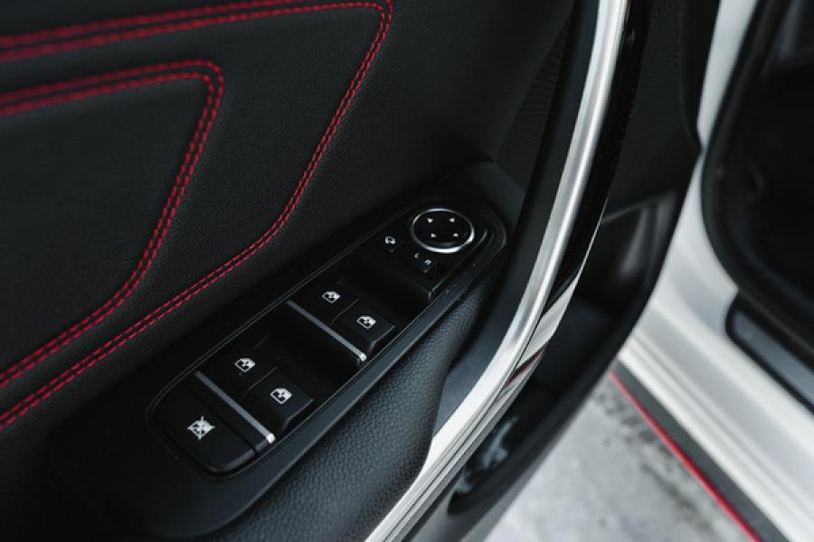 Balts Kia Ceed 2019 Tallina, ar dzinēja tilpumu 1.60 L un nobraukumu 140 tūkst. km par 17000 €, foto 10 vietnē AUTOMOTO.COM.LV