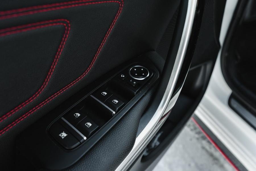 Balts Kia Ceed 2019 Tallina, ar dzinēja tilpumu 1.60 L un nobraukumu 140 tūkst. km par 17000 €, foto 23 vietnē AUTOMOTO.COM.LV