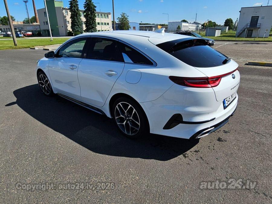 Balts Kia Ceed 2020 Tallina, ar dzinēja tilpumu 1.60 L un nobraukumu 203 tūkst. km par 13500 €, foto 3 vietnē AUTOMOTO.COM.LV