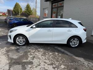 White Kia Ceed 2020 in Rapla, with an engine capacity of 1.40 L and mileage of 47 thousand km for 12790 €, photo 3 on AUTOMOTO.COM.LV