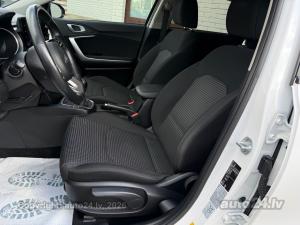 White Kia Ceed 2020 in Rapla, with an engine capacity of 1.40 L and mileage of 47 thousand km for 12790 €, photo 7 on AUTOMOTO.COM.LV