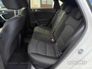 Balts Kia Ceed 2020 Rapla, ar dzinēja tilpumu 1.40 L un nobraukumu 82 tūkst. km par 12290 €, foto 10 vietnē AUTOMOTO.COM.LV