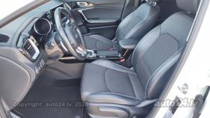 White Kia Ceed 2020 in Tartu, with an engine capacity of 1.40 L and mileage of 78 thousand km for 15990 €, photo 10 on AUTOMOTO.COM.LV