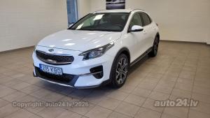 White Kia Ceed 2020 in Parnu, with an engine capacity of 1.60 L and mileage of 63 thousand km for 17900 €, photo 7 on AUTOMOTO.COM.LV