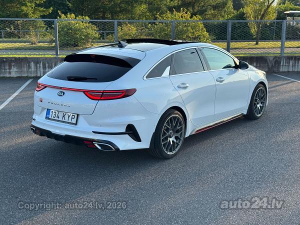 Balts Kia Ceed 2020 Tallina, ar dzinēja tilpumu 1.60 L un nobraukumu 110 tūkst. km par 19500 €, foto 1 vietnē AUTOMOTO.COM.LV