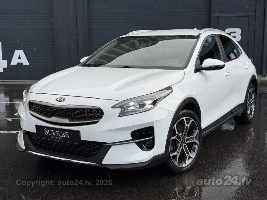 White Kia Ceed 2020 in Tallinn, with an engine capacity of 1.60 L and mileage of 63 thousand km for 17995 €, photo 3 on AUTOMOTO.COM.LV