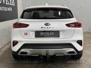 White Kia Ceed 2020 in Tallinn, with an engine capacity of 1.60 L and mileage of 63 thousand km for 17995 €, photo 9 on AUTOMOTO.COM.LV