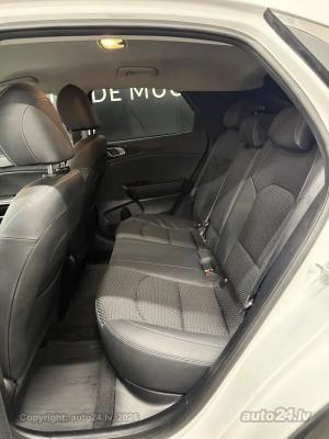 White Kia Ceed 2020 in Tallinn, with an engine capacity of 1.60 L and mileage of 63 thousand km for 17995 €, photo 14 on AUTOMOTO.COM.LV