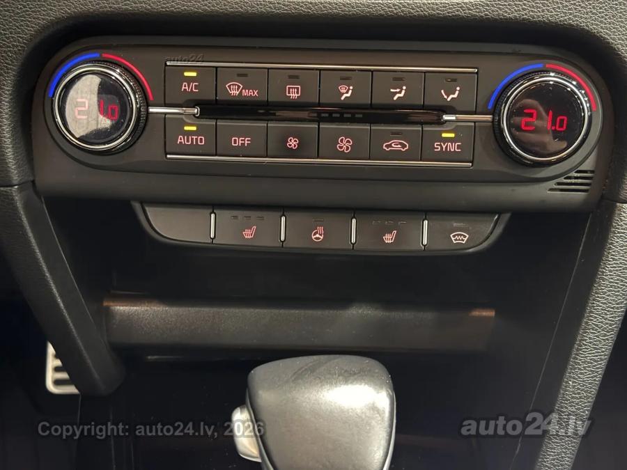 Balts Kia Ceed 2020 Tallina, ar dzinēja tilpumu 1.60 L un nobraukumu 63 tūkst. km par 17995 €, foto 26 vietnē AUTOMOTO.COM.LV