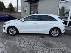 Balts Kia Ceed 2021 Rapla, ar dzinēja tilpumu 1.50 L un nobraukumu 80 tūkst. km par 13990 €, foto 4 vietnē AUTOMOTO.COM.LV