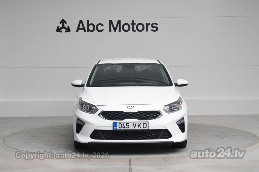 White Kia Ceed 2021 in Tallinn, with an engine capacity of 1.50 L and mileage of 98 thousand km for 14990 €, photo 3 on AUTOMOTO.COM.LV