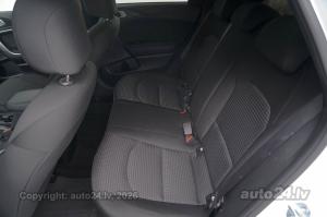 White Kia Ceed 2021 in Tallinn, with an engine capacity of 1.50 L and mileage of 98 thousand km for 14990 €, photo 10 on AUTOMOTO.COM.LV