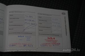 White Kia Ceed 2021 in Tallinn, with an engine capacity of 1.50 L and mileage of 98 thousand km for 14990 €, photo 15 on AUTOMOTO.COM.LV