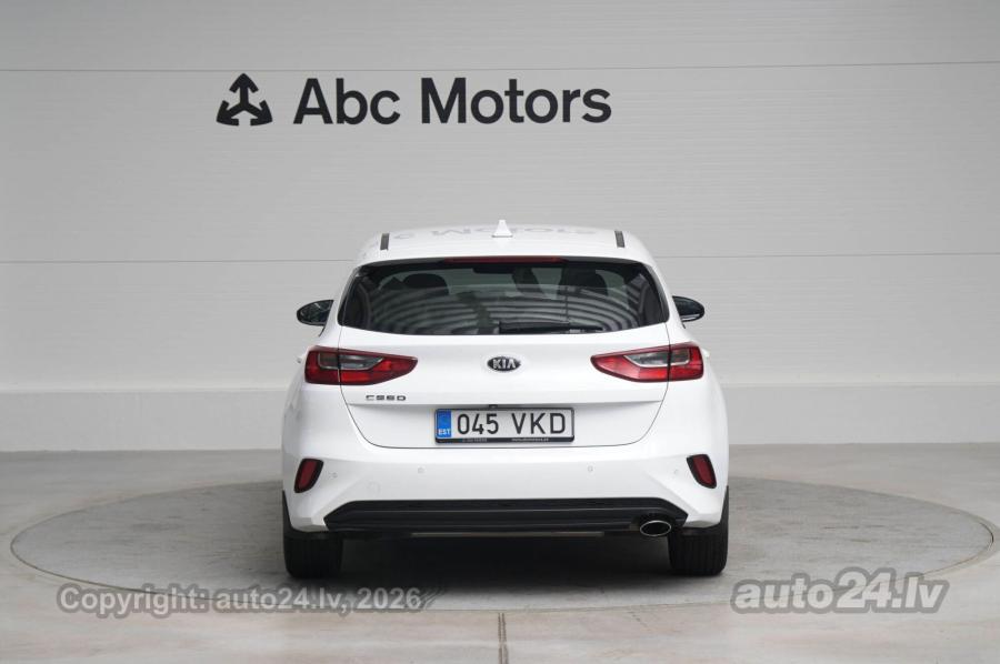 White Kia Ceed 2021 in Tallinn, with an engine capacity of 1.50 L and mileage of 98 thousand km for 14990 €, photo 19 on AUTOMOTO.COM.LV