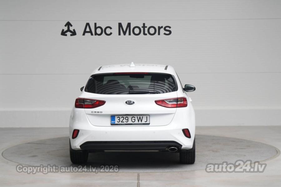 Balts Kia Ceed 2021 Tallina, ar dzinēja tilpumu 1.50 L un nobraukumu 79 tūkst. km par 14990 €, foto 15 vietnē AUTOMOTO.COM.LV