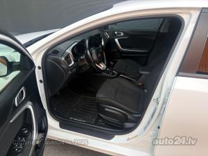 Balts Kia Ceed 2021 Tallina, ar dzinēja tilpumu 1.00 L un nobraukumu 21 tūkst. km par 6999 €, foto 10 vietnē AUTOMOTO.COM.LV