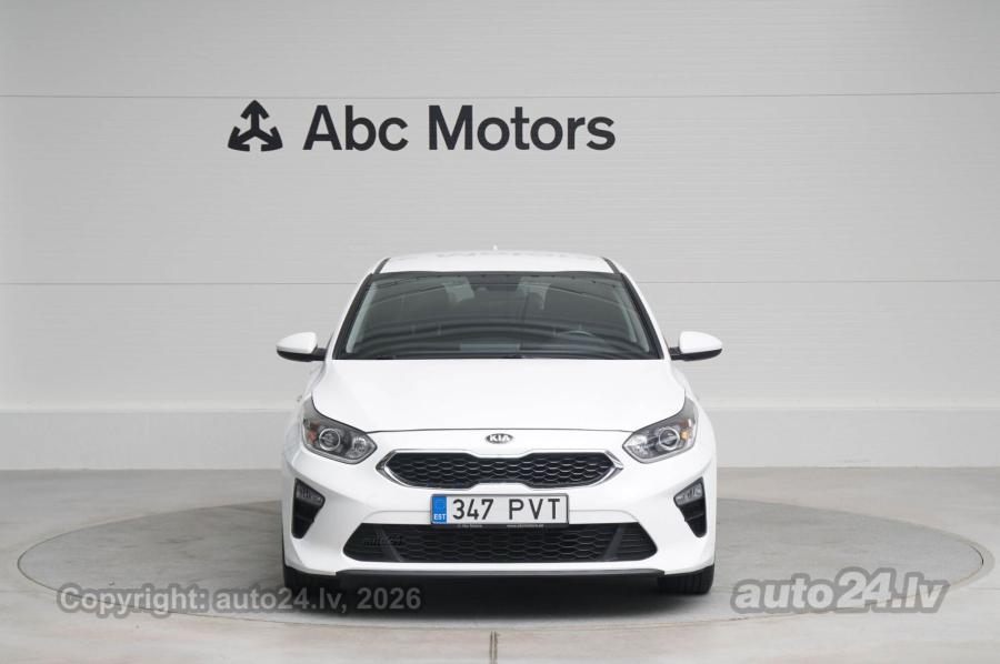 White Kia Ceed 2021 in Tallinn, with an engine capacity of 1.50 L and mileage of 114 thousand km for 13490 €, photo 3 on AUTOMOTO.COM.LV