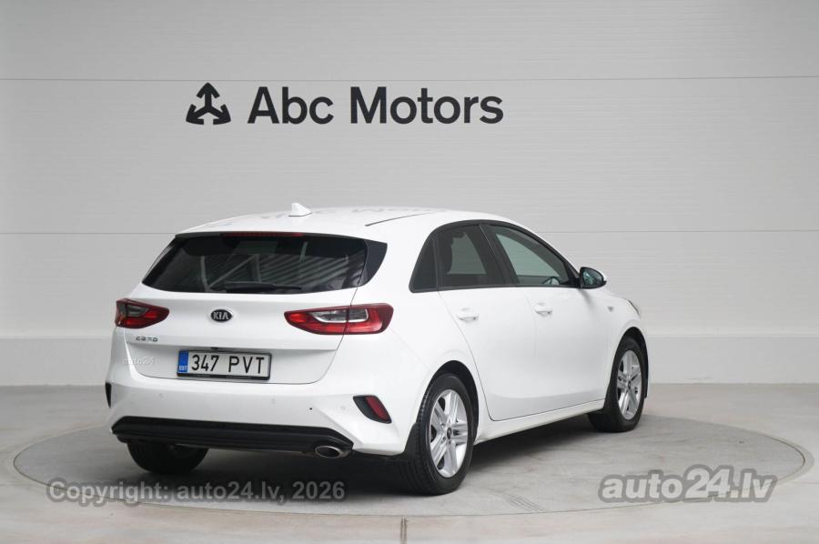 White Kia Ceed 2021 in Tallinn, with an engine capacity of 1.50 L and mileage of 114 thousand km for 13490 €, photo 5 on AUTOMOTO.COM.LV