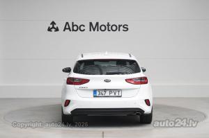 White Kia Ceed 2021 in Tallinn, with an engine capacity of 1.50 L and mileage of 114 thousand km for 13490 €, photo 6 on AUTOMOTO.COM.LV