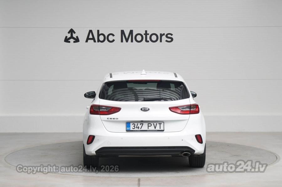 White Kia Ceed 2021 in Tallinn, with an engine capacity of 1.50 L and mileage of 114 thousand km for 13490 €, photo 6 on AUTOMOTO.COM.LV