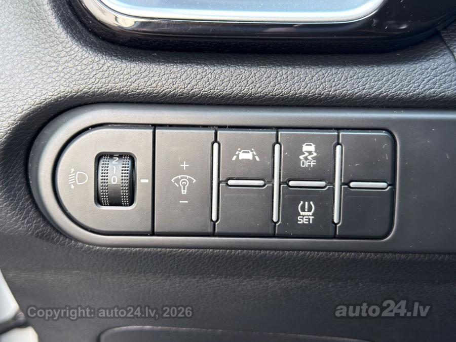Balts Kia Ceed 2021 Pērnava, ar dzinēja tilpumu 1.50 L un nobraukumu 77 tūkst. km par 18850 €, foto 22 vietnē AUTOMOTO.COM.LV