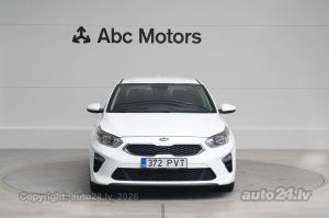 White Kia Ceed 2021 in Tallinn, with an engine capacity of 1.50 L and mileage of 107 thousand km for 14490 €, photo 3 on AUTOMOTO.COM.LV