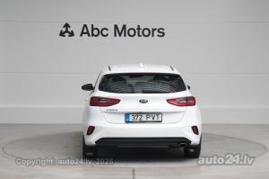 White Kia Ceed 2021 in Tallinn, with an engine capacity of 1.50 L and mileage of 107 thousand km for 14490 €, photo 6 on AUTOMOTO.COM.LV