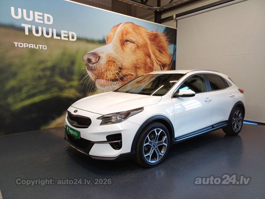 Balts Kia Ceed 2021 Tallina, ar dzinēja tilpumu 1.50 L un nobraukumu 63 tūkst. km par 18300 €, foto 1 vietnē AUTOMOTO.COM.LV