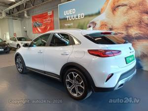 Balts Kia Ceed 2021 Tallina, ar dzinēja tilpumu 1.50 L un nobraukumu 63 tūkst. km par 18300 €, foto 4 vietnē AUTOMOTO.COM.LV